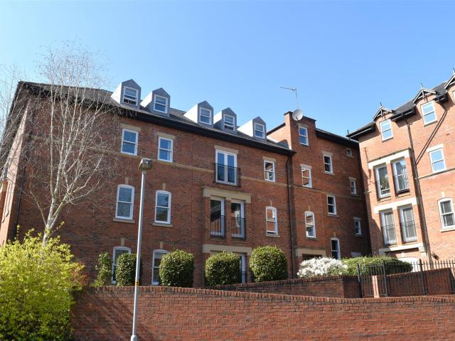 Apartment at Steven Way, Ripon