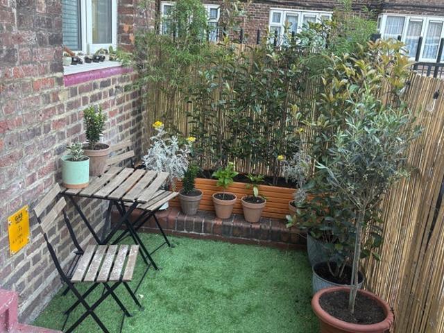 Apartment at Stockwell Gardens, Greater London