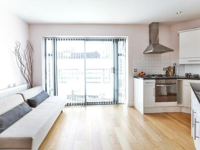 Apartment at Stockwell Green, Greater London