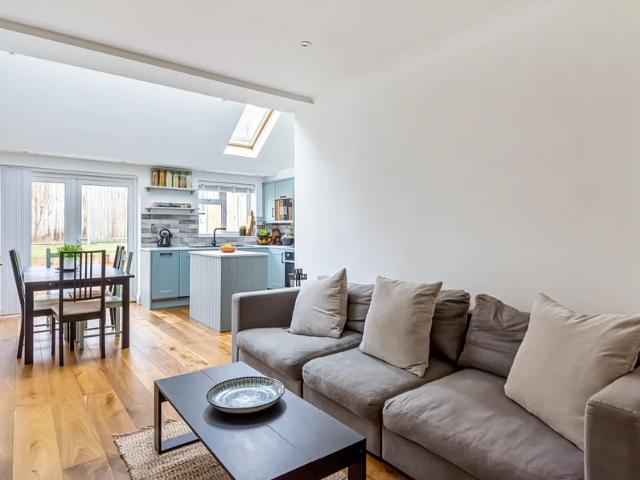 Apartment at Stokesley Street, Greater London