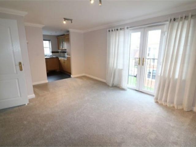 Apartment at Stoney Bridge Drive, Epping Forest