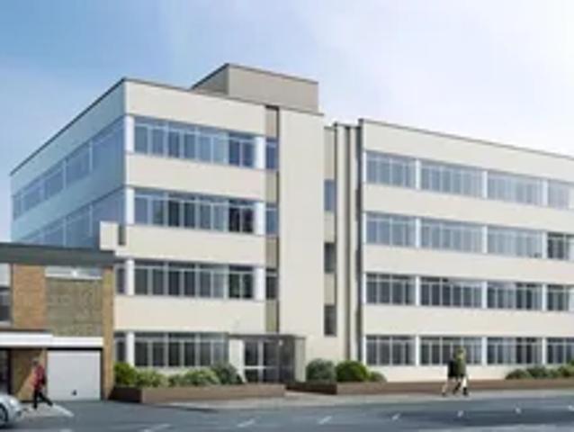 Apartment at Stoneleigh Park Road, Epsom and Ewell