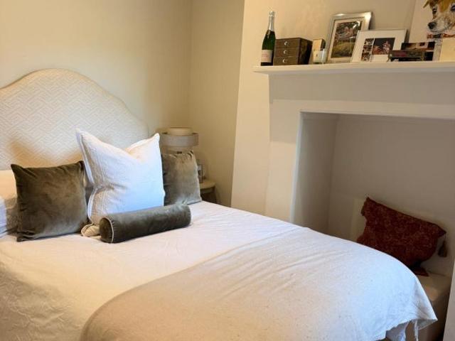 Apartment at Stonhouse Street, Greater London