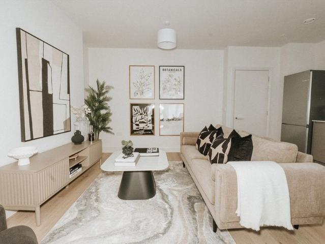 Apartment at Stonhouse Street, Greater London