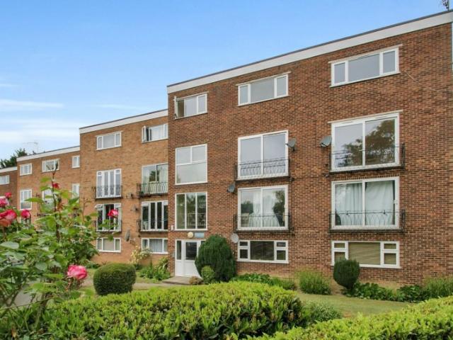 apartment at Stortford Hall Park, Bishop's Stortford