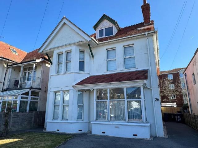 Apartment at Stourcliffe Avenue, Bournemouth