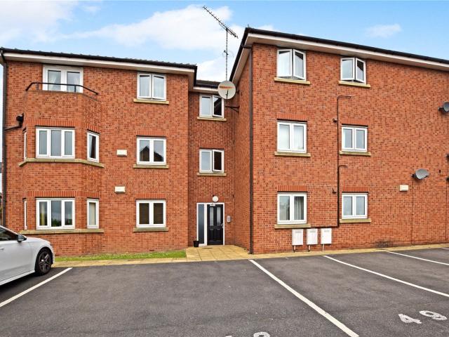 Apartment at Stradbroke Way, Leeds