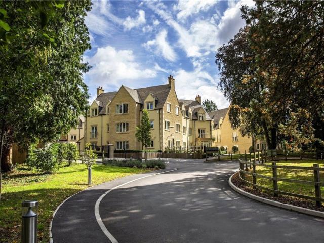 Apartment at Stratton Place, Cotswold District