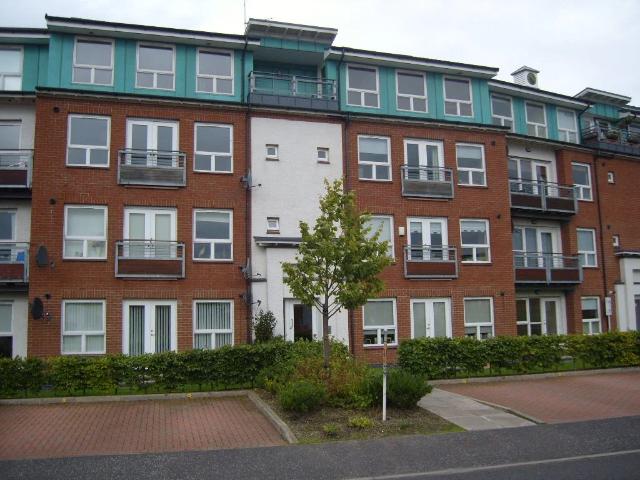 Apartment at Strathblane Gardens, Glasgow