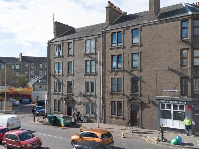 Apartment at Strathmartine Road, Dundee