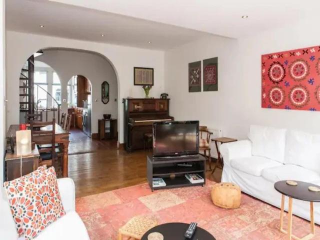 Apartment at Strathville Road, Greater London