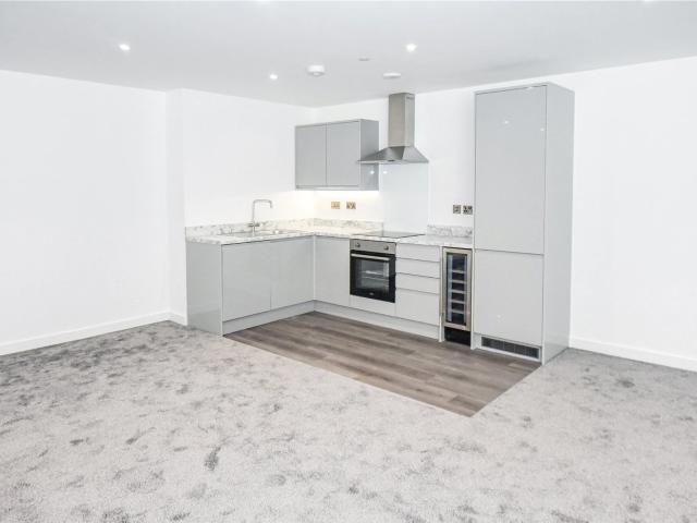 Apartment at Strawberry Hill, Newbury