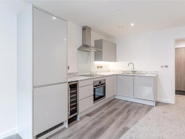 Apartment at Strawberry Hill, Newbury