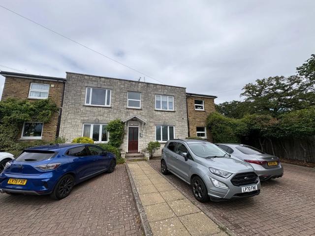 Apartment at Strayfield Road, Greater London