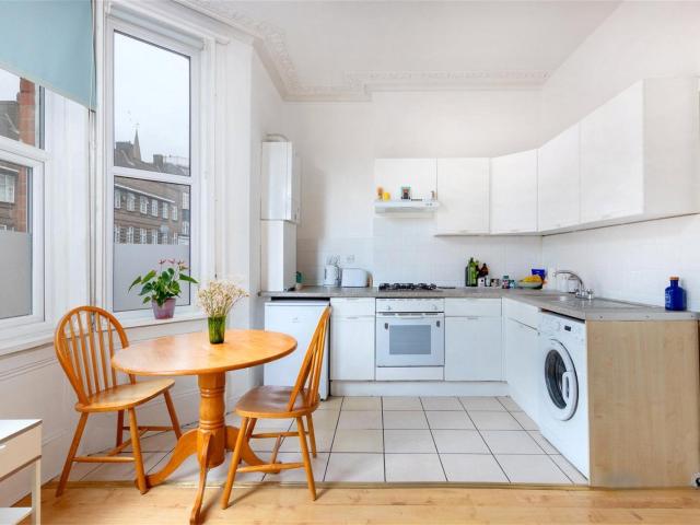 Apartment at Streatham High Road, Greater London