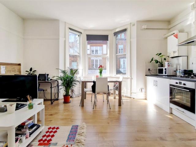 Apartment at Streatham High Road, Greater London