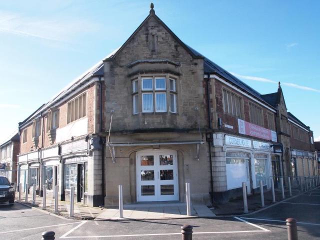 Apartment at Street Lane, Leeds