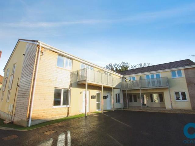 Apartment at Stroud Avenue, Bristol