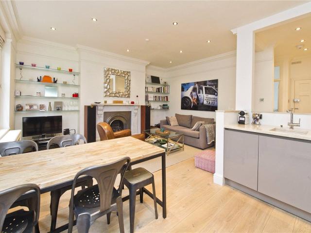 Apartment at Sutherland Avenue, City of Westminster