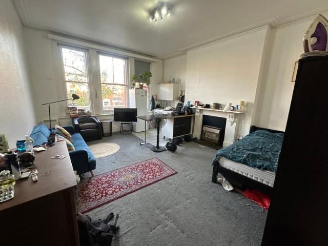Apartment at Sutherland Avenue, City of Westminster