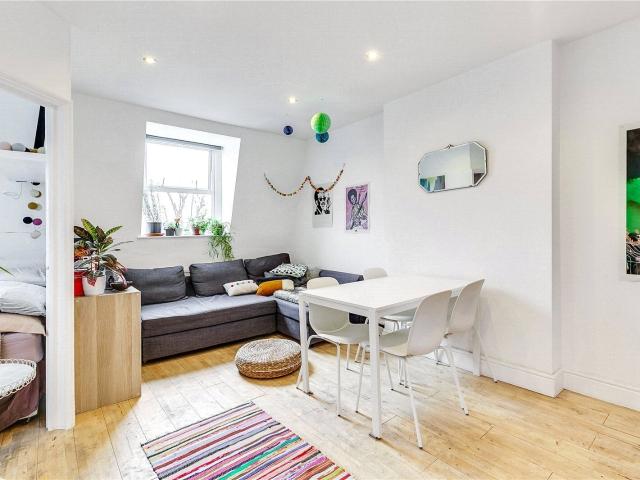 Apartment at Sutherland Avenue, City of Westminster