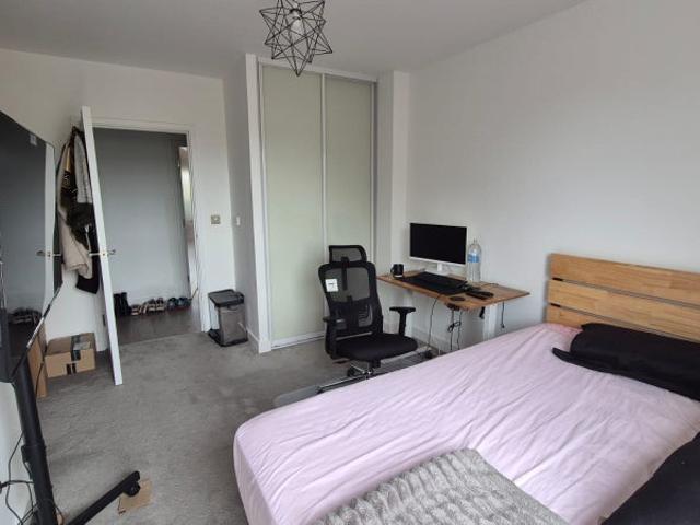 Apartment at Sutherland Road, Greater London