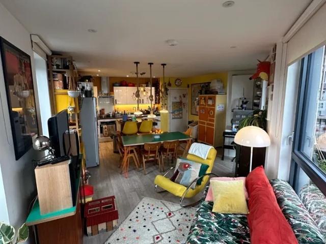 Apartment at Sutherland Road, Greater London