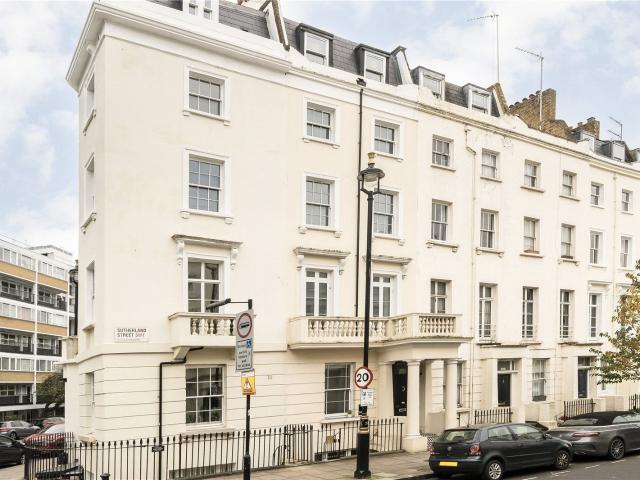 Apartment at Sutherland Street, City of Westminster