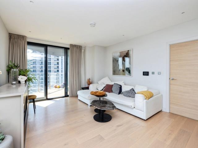 Apartment at Sutherland Street, City of Westminster