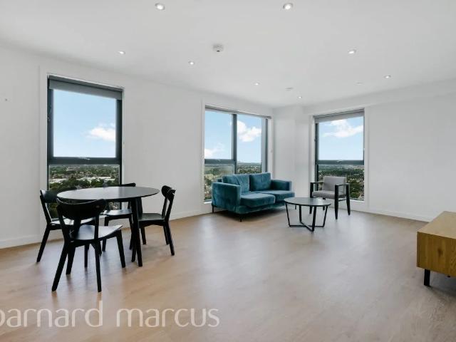 Apartment at Sutton Court Road, Greater London