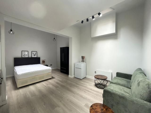 Apartment at Sutton Court Road, Greater London