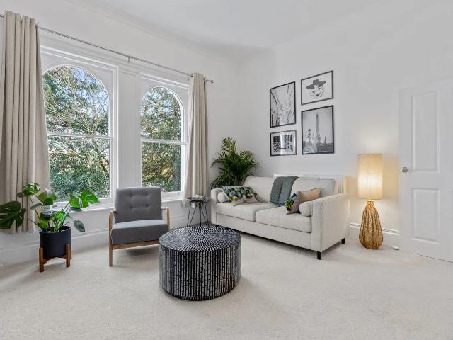 Apartment at Suttones Place, Southampton
