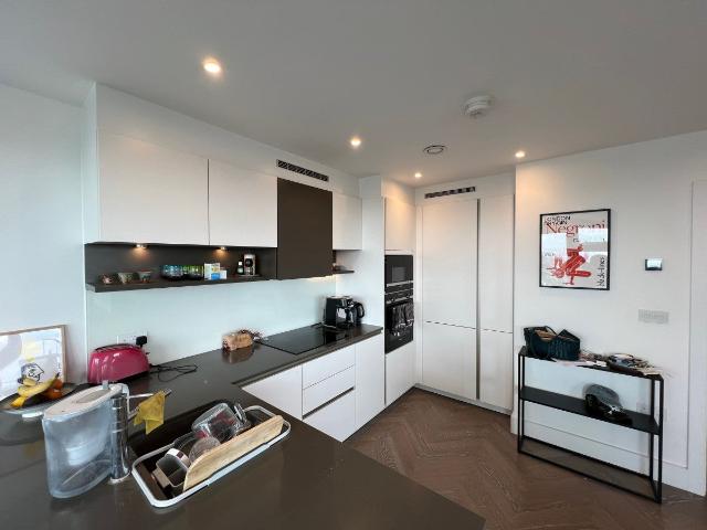 Apartment at Sutterton Street, Greater London