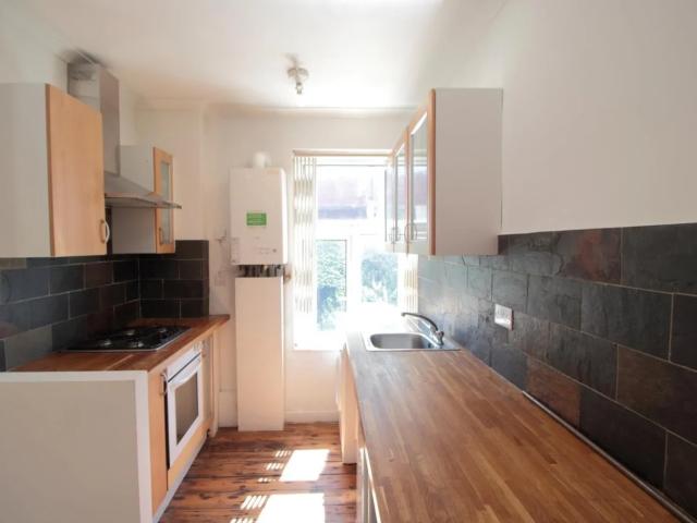 Apartment at Sudbourne Road, Greater London