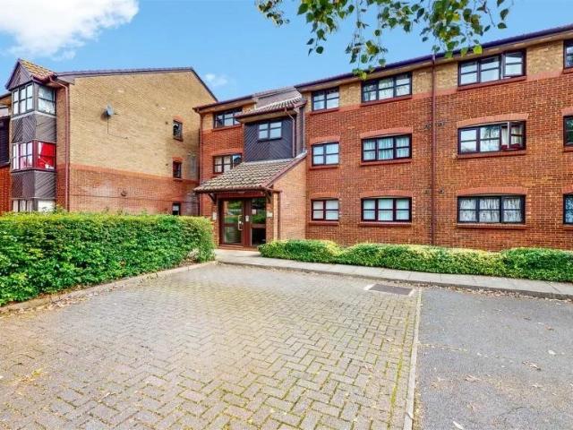 Apartment at Sudbury Avenue, Greater London
