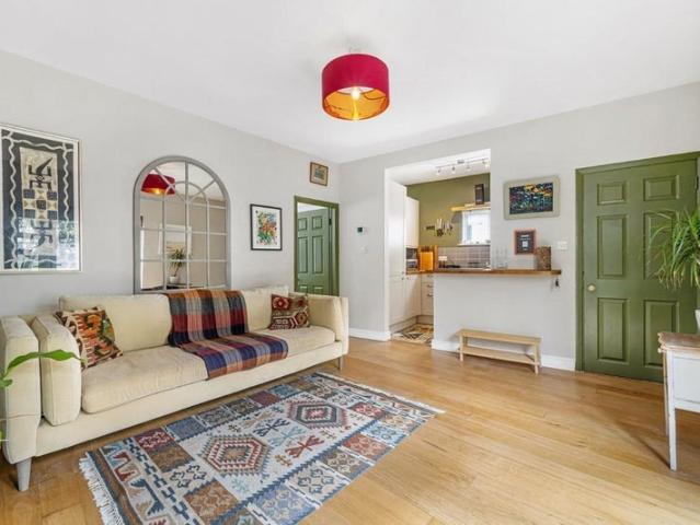 Apartment at Sulina Road, Greater London