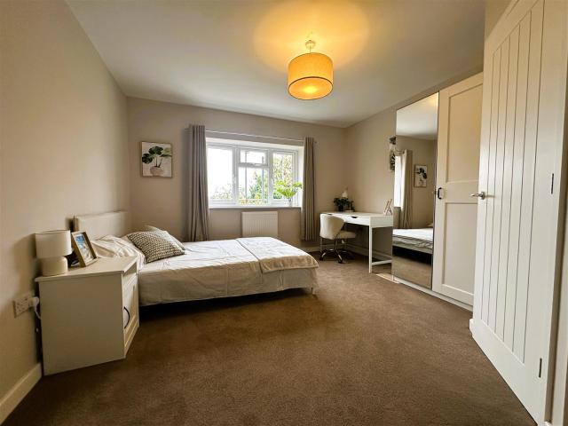 Apartment at Summerhill Road, Bristol
