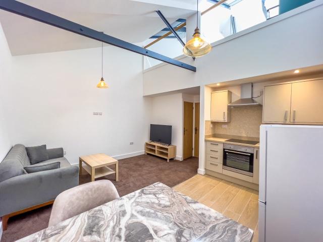 Apartment at Summerville Road, Bradford