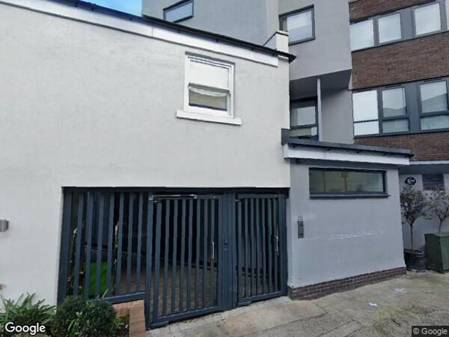 Apartment at Sun Road, Greater London