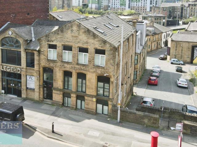 Apartment at Sunbridge Road, Bradford