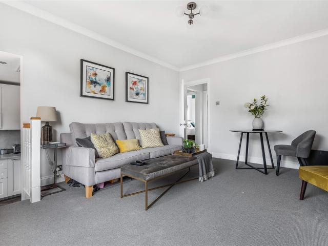 Apartment at Surbiton Road, Greater London