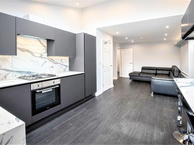Apartment at Surgeon's Court, Preston