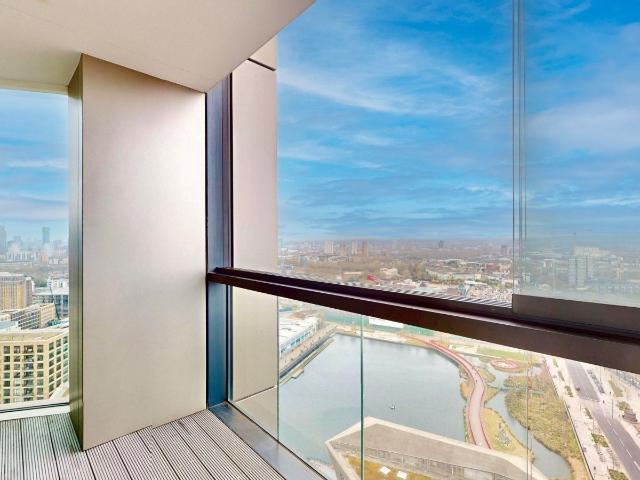 Apartment at Surrey Quays Road, Greater London