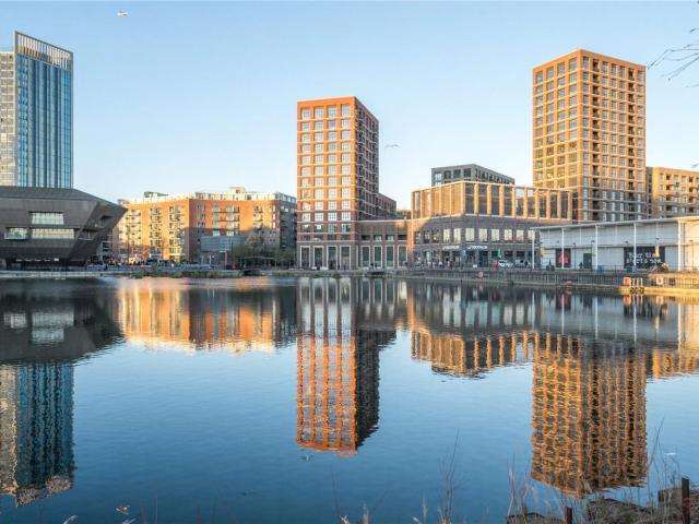 Apartment at Surrey Quays Road, Greater London
