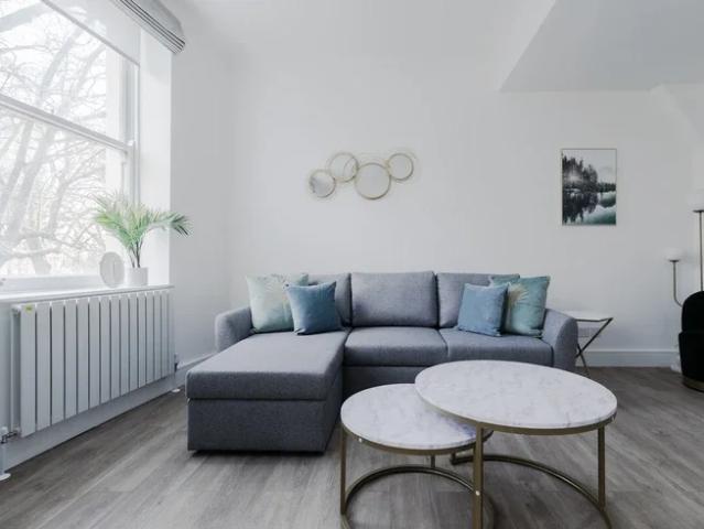 Apartment at Sussex Gardens, City of Westminster