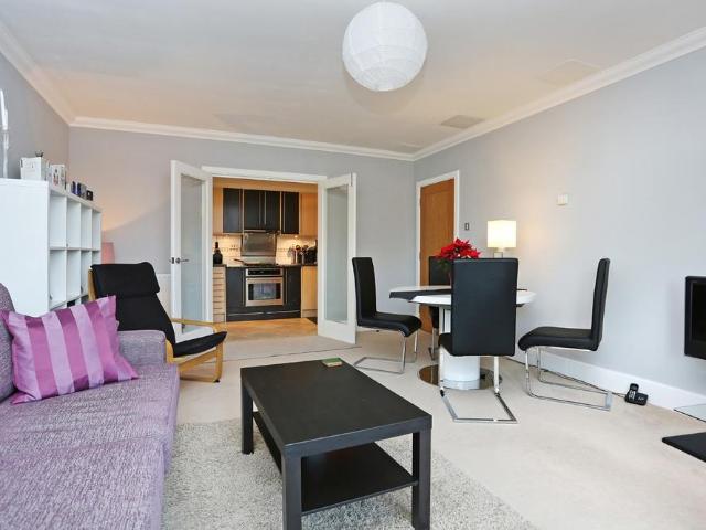 Apartment at Sussex Gardens, City of Westminster