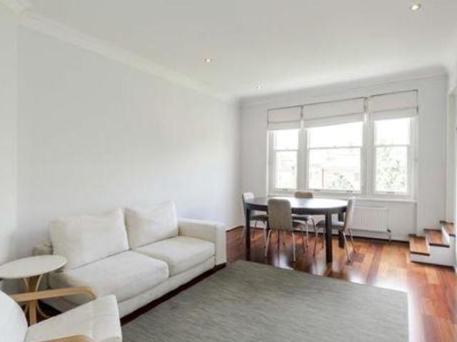 Apartment at Sussex Gardens, City of Westminster