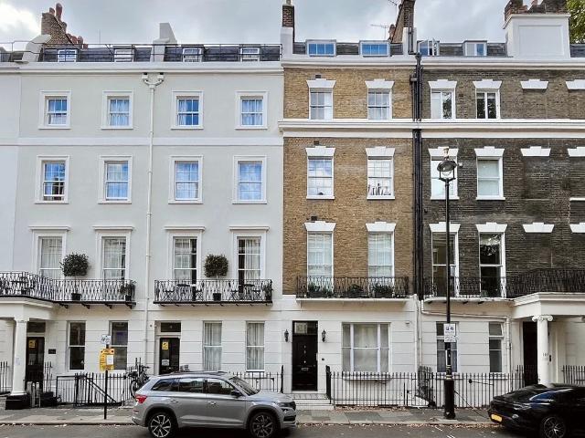 Apartment at Sussex Place, City of Westminster