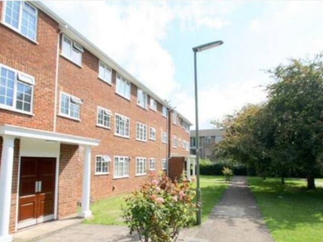 Apartment at Swallow Close, Borough of Spelthorne