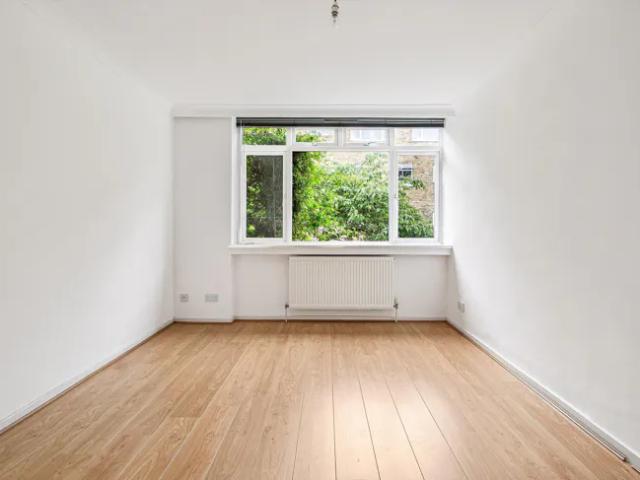 Apartment at Swan Street, Greater London